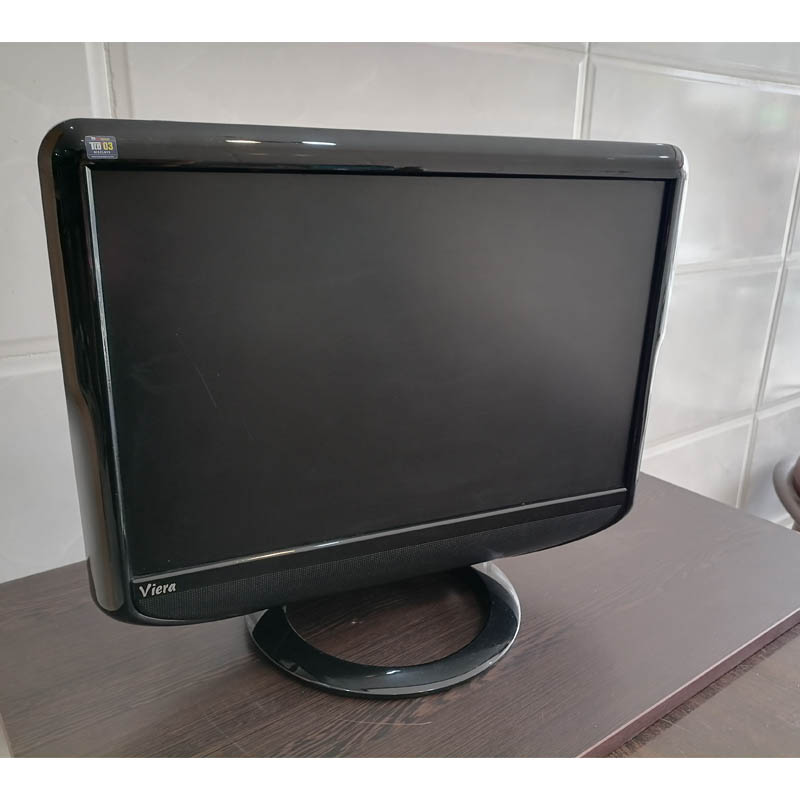 مانیتور استوک LCD Viera مدل VI-6990W با بلندگو - امداد کامپیوتر یزد