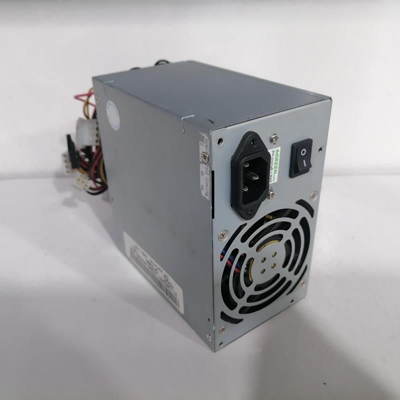 پاور گرین مدل GP-330A- دارای دو ریل دوازده ولت - امداد کامپیوتر یزد